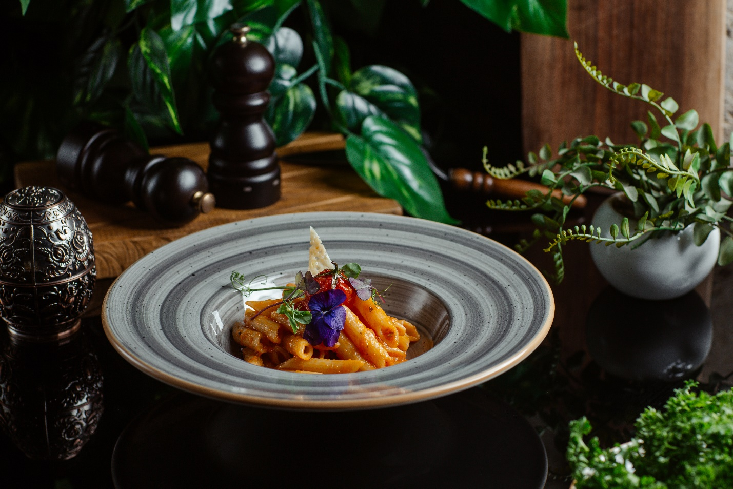 Plating Techniques: Guide To Food Plating & Presentation. – thinKitchen