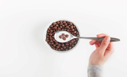 How To Hold A Spoon? Step-by-Step Guide – thinKitchen